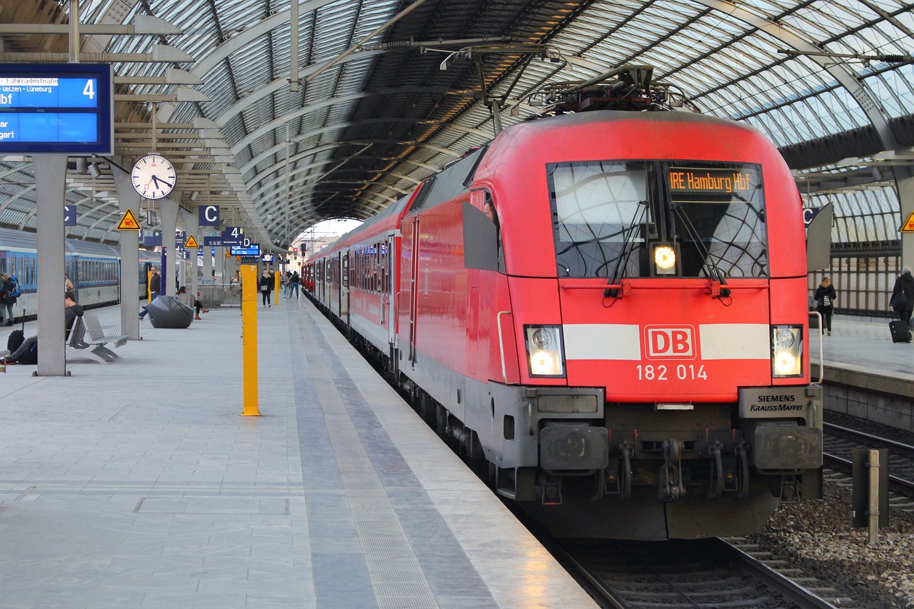La Svizzera vuole bloccare al confine i treni tedeschi dal 2035 ... La Svizzera vuole bloccare al confine i treni tedeschi dal 2035 ...